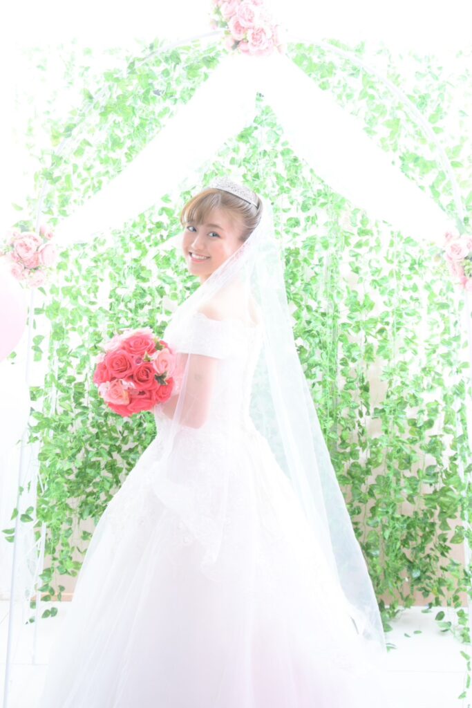 SATOKA – CHARIS – カリス – ウェディングドレス・ブライダルモデル